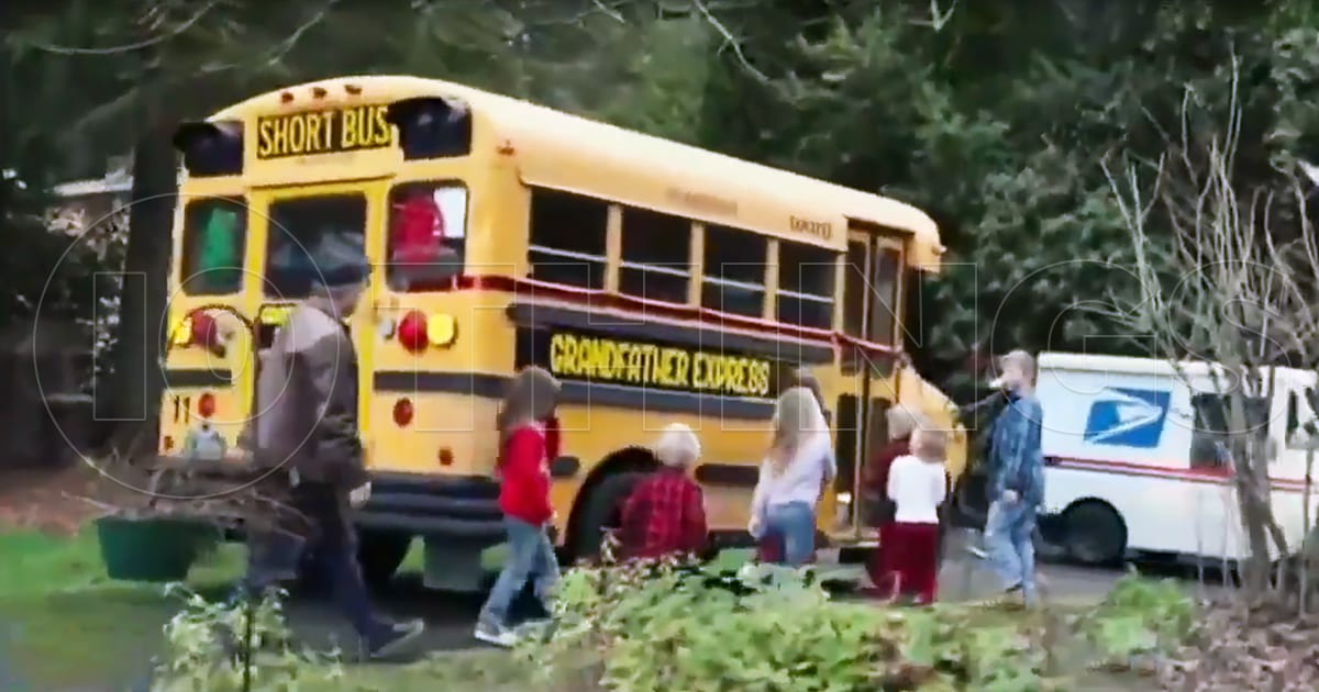 10 Eager Children Surprised With Grandpa’s Personalized Family School ...